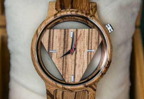 Деревянные наручные часы ручной работы