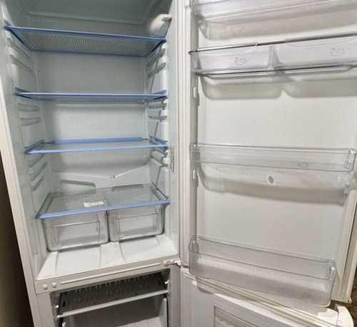 Холодильник б.у Indesit(1)