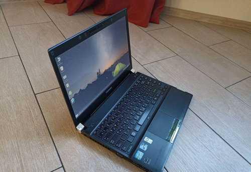 13.3" Toshiba Satellite R830 Core i5, 8gb, SSD 256