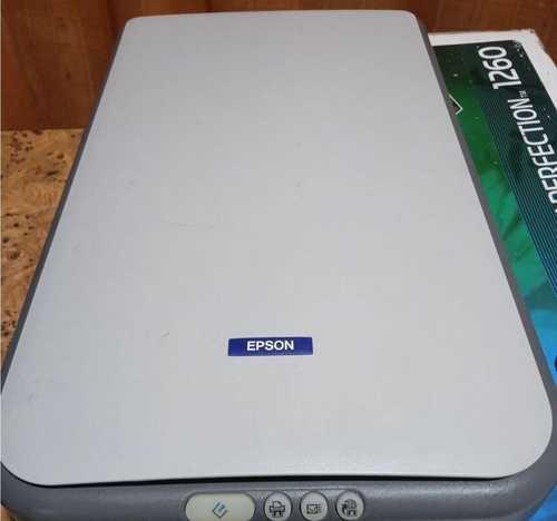 Сканер Epson Perfection 1260