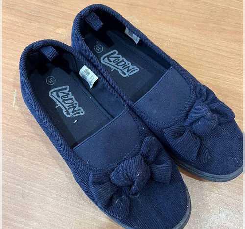 Туфли детские новые 34-35 рр