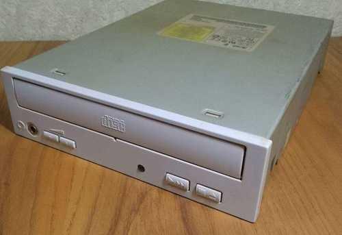 Ретро CD-ROM Acer 640A-247 1999г