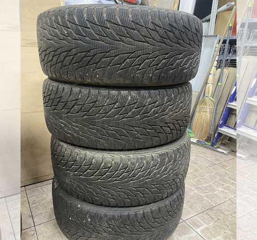 Nokian Tyres Hakkapeliitta R2 225/50 R18