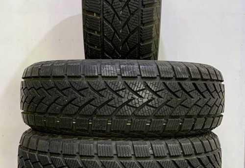 Windforce Snowblazer 205/60 R16 96H