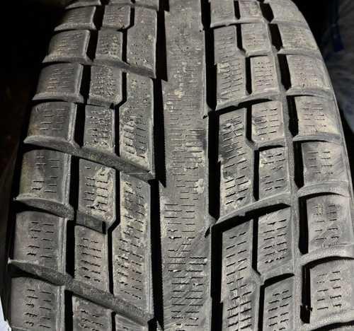 Yokohama 104ZR 225/55 R18 98D