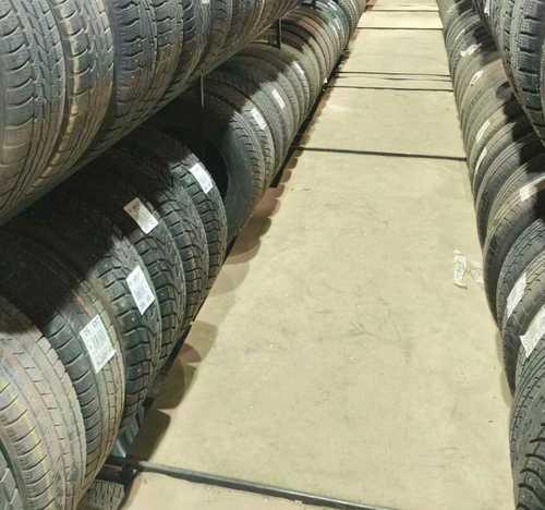 Bridgestone Blizzak LM-001 205/60 R16 92L