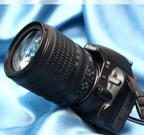 Nikon D3100   супер-зум 18-105