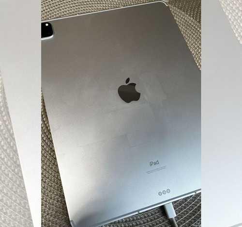 iPad pro 12.9 2021