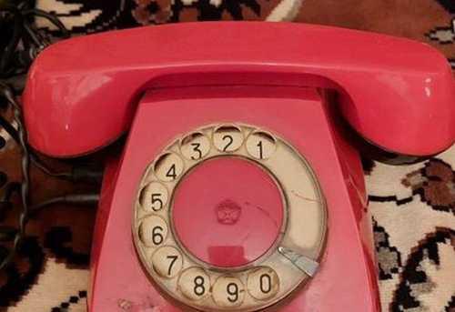 Старый дисковый телефон