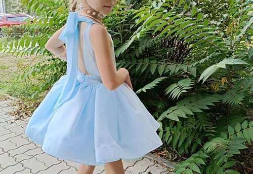 Детское нарядное нежно голубое платье