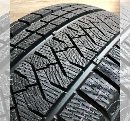 Triangle Snowlink TWT02 245/65 R17 111H