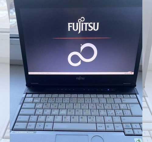 Ноутбук рабочий Fujitsu