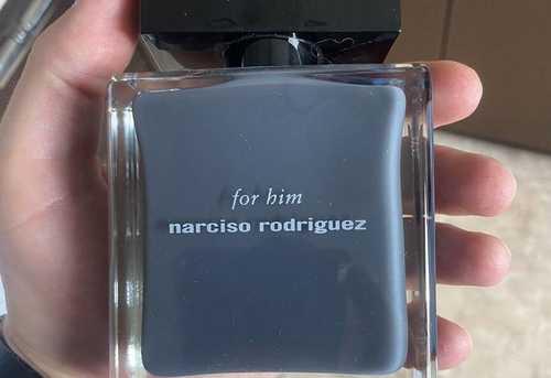 Narciso rodriguez for him