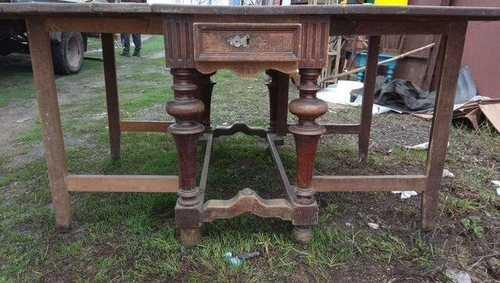 Старинный раскладной стол