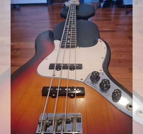 Бас-гитара Fender 60th Anniversary '60s Jazz Bass