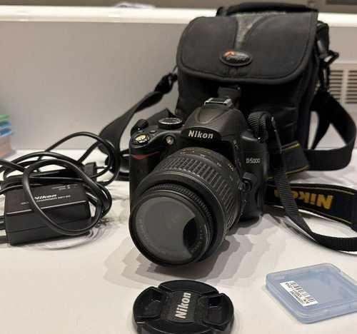 Зеркальный фотоаппарат nikon d5000 kit 18-55