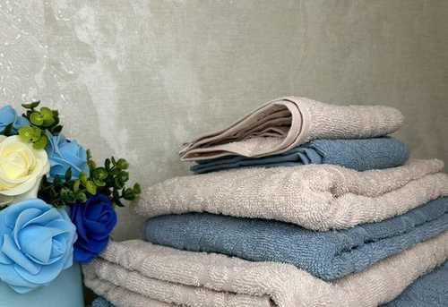 Набор махровых полотенец новые