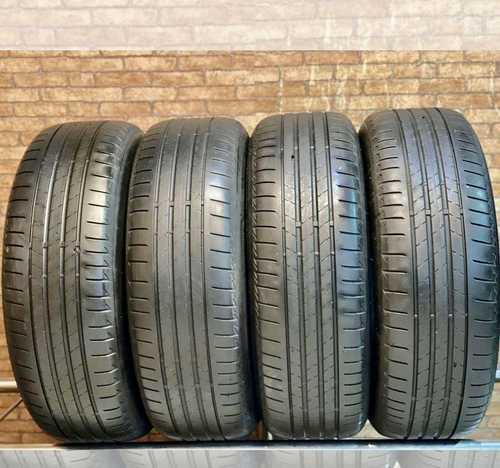 Bridgestone Turanza T005 205/65 R16