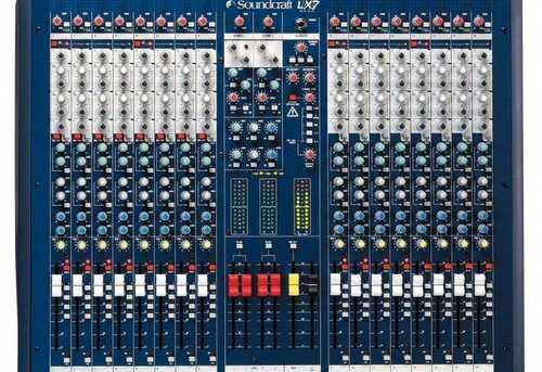 Микшер Soundcraft LX7ii-16