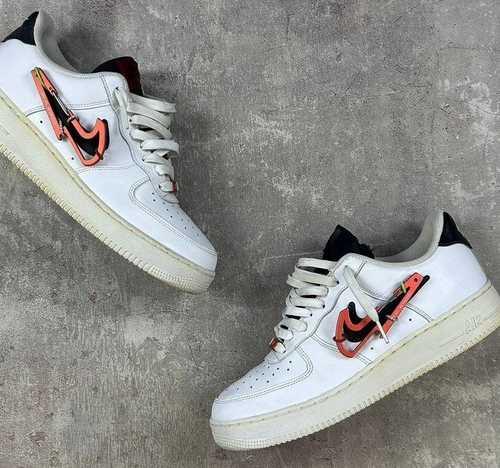 Кроссовки Nike Air Force 1 Low Carabiner Swoosh