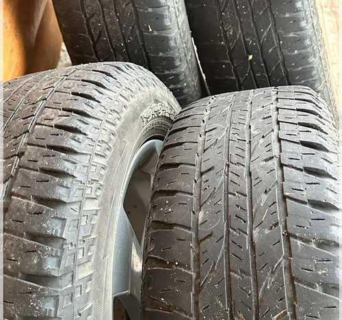 Yokohama GEOLANDAR G015 215/65 R16