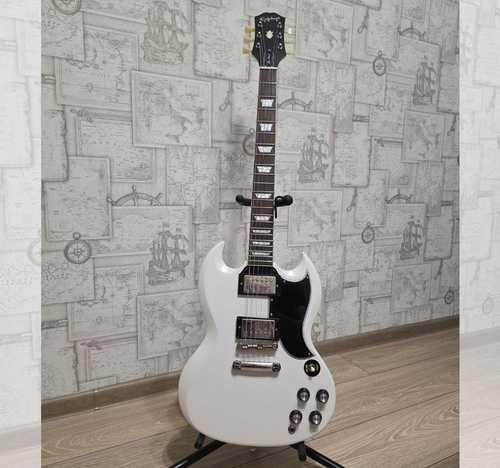 Epiphone 1961 Les Paul SG Standard White Case