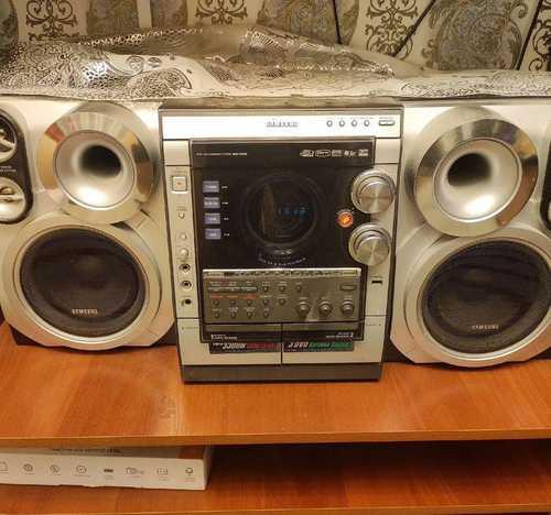 Музыкальный центр Samsung MAX-KC930