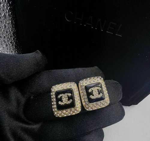 Серьги Chanel