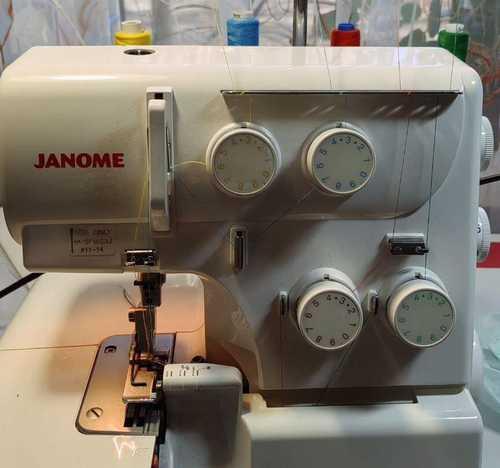 Швейная машина оверлок janome T 34