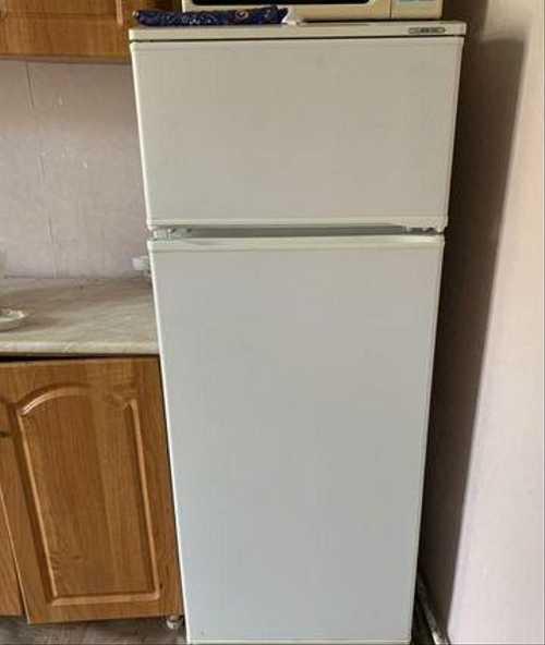 Холодильник двухкамерный Атлант мхм-268