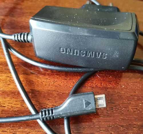 Зарядка и шнур micro usb