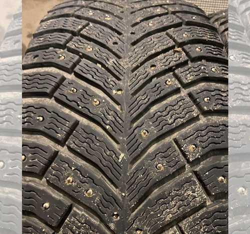 Michelin X-Ice North 4 245/45 R19
