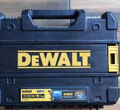 Ящик для инструмента dewalt tstak