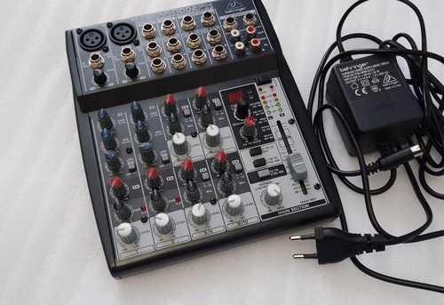 Микшерный пульт Behringer xenyx1002fx