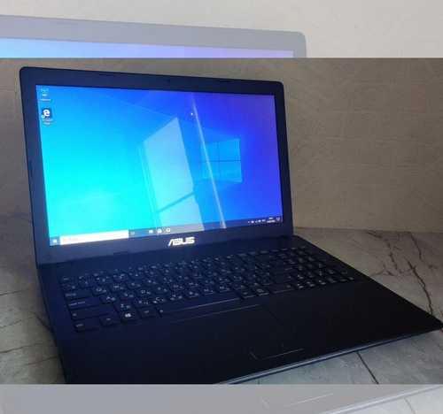 15.6" Ноутбук asus Intel core i3/4GB/SSD