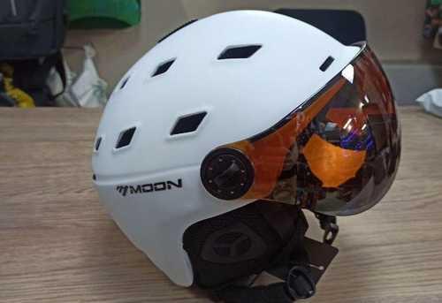 Горнолыжный шлем с визором