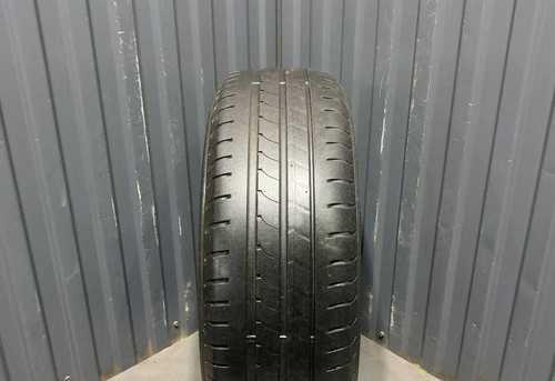 Goodyear EfficientGrip 195/60 R15 89H