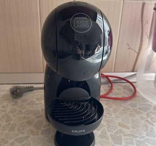 Кофеварка капсульная dolce gusto