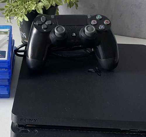 Sony playstation 4 slim