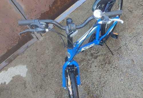 Детский синий велосипед schwinn