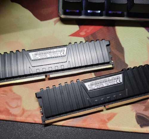 Corsair vengeance ddr4 2400 16gb (2*8gb)