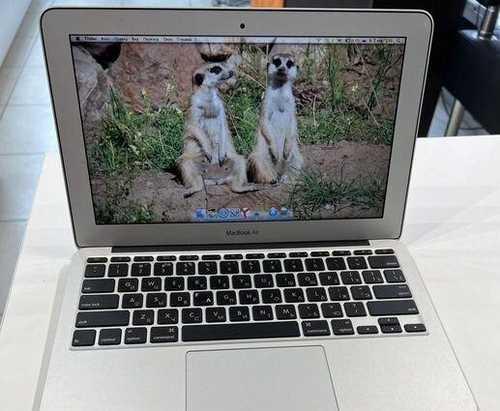 Apple MacBook Air 11 2010 с2d 2 128 в идеале