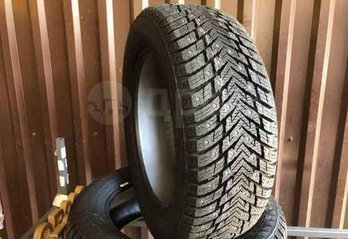 Nokian Tyres Hakkapeliitta 10 235/45 R18