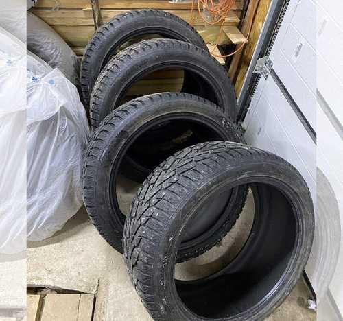 Yokohama Ice Guard IG55 275/40 R20