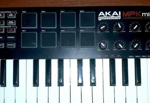 Midi клавиатура akai
