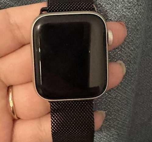 Apple watch se 40 мм