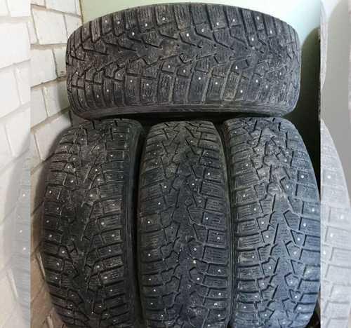 Maxxis ArcticTrekker NP3 205/60 R16 96T