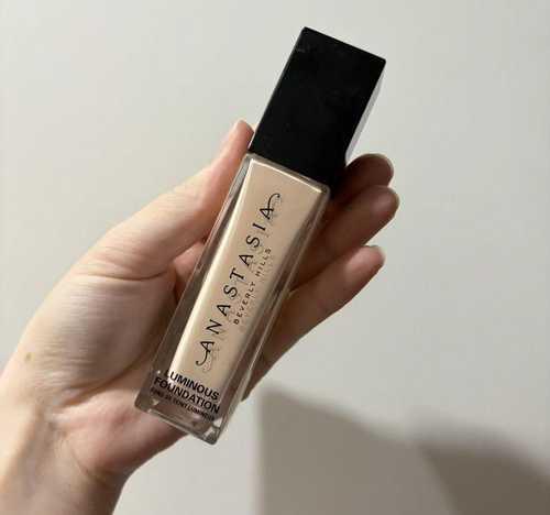 Тональная основа anastasia beverly hills luminous