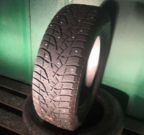 Bridgestone Blizzak Spike-02 195/65 R15 91T