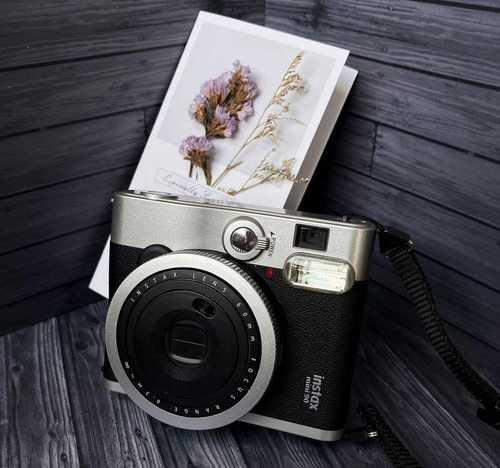 Фотоаппарат Fujifilm Instax Mini 90